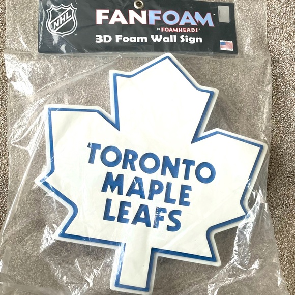 Fan Fanactics | Other | New Nhl Toronto Maple Leaf 3dfan Foam Logo ...